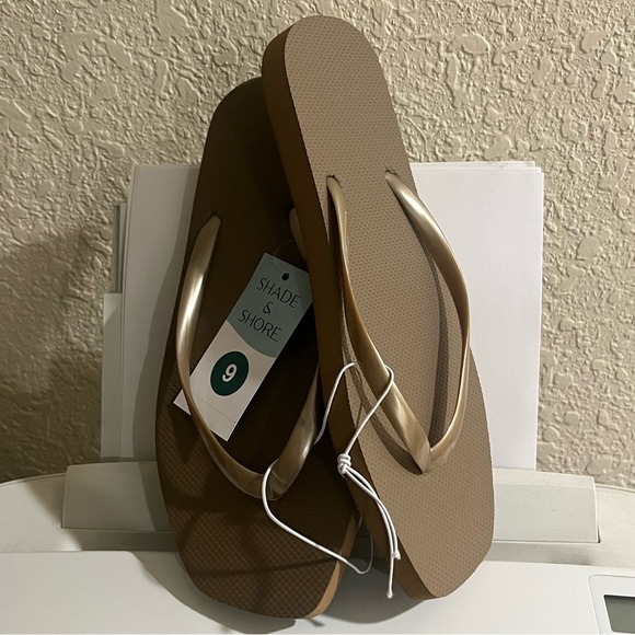 Shade & Shore | Shoes | Shade Shore Brown Sandals With Minimalist ...